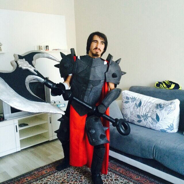 Female Darius Cosplay
